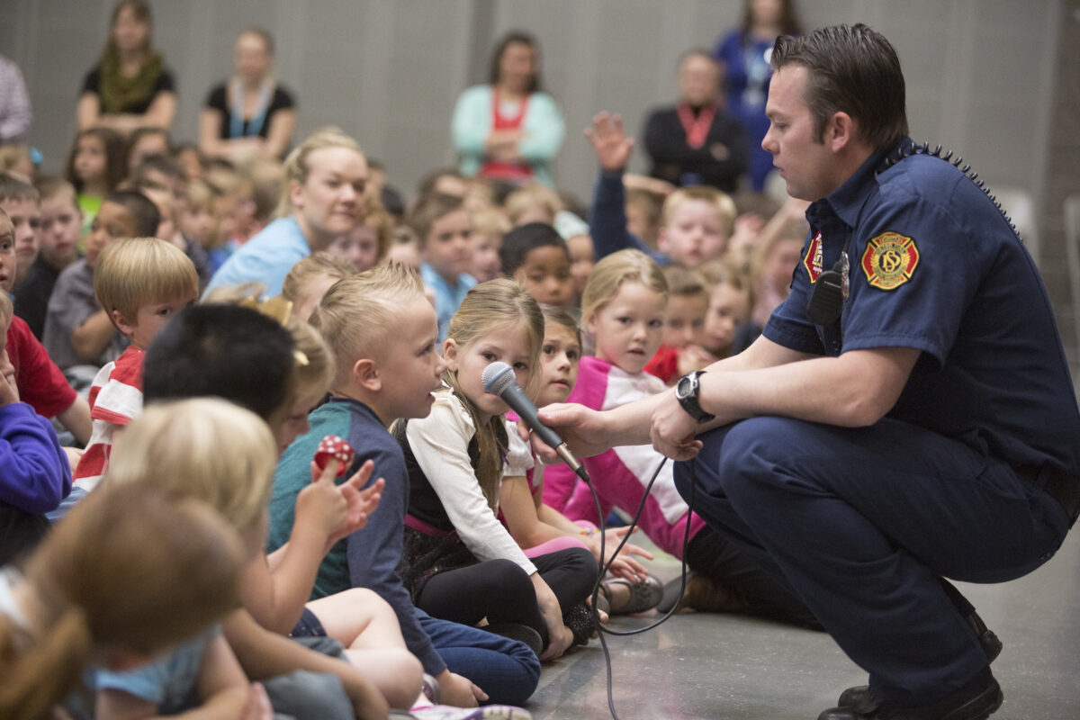 South Davis Metro Fire educates school kids | News, Sports, Jobs ...